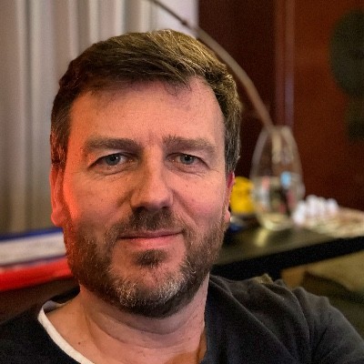 Love life. Fight cancer. - Marcel